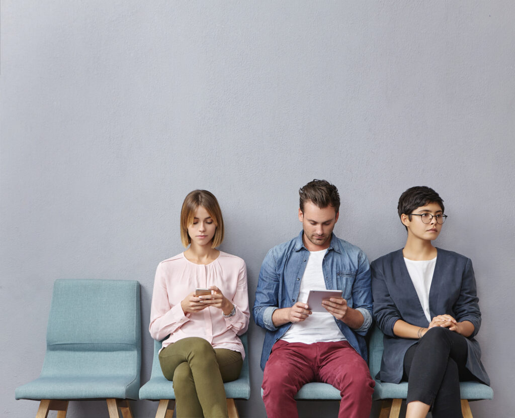 How to recruit from your alumni talent pool in 3 easy steps?